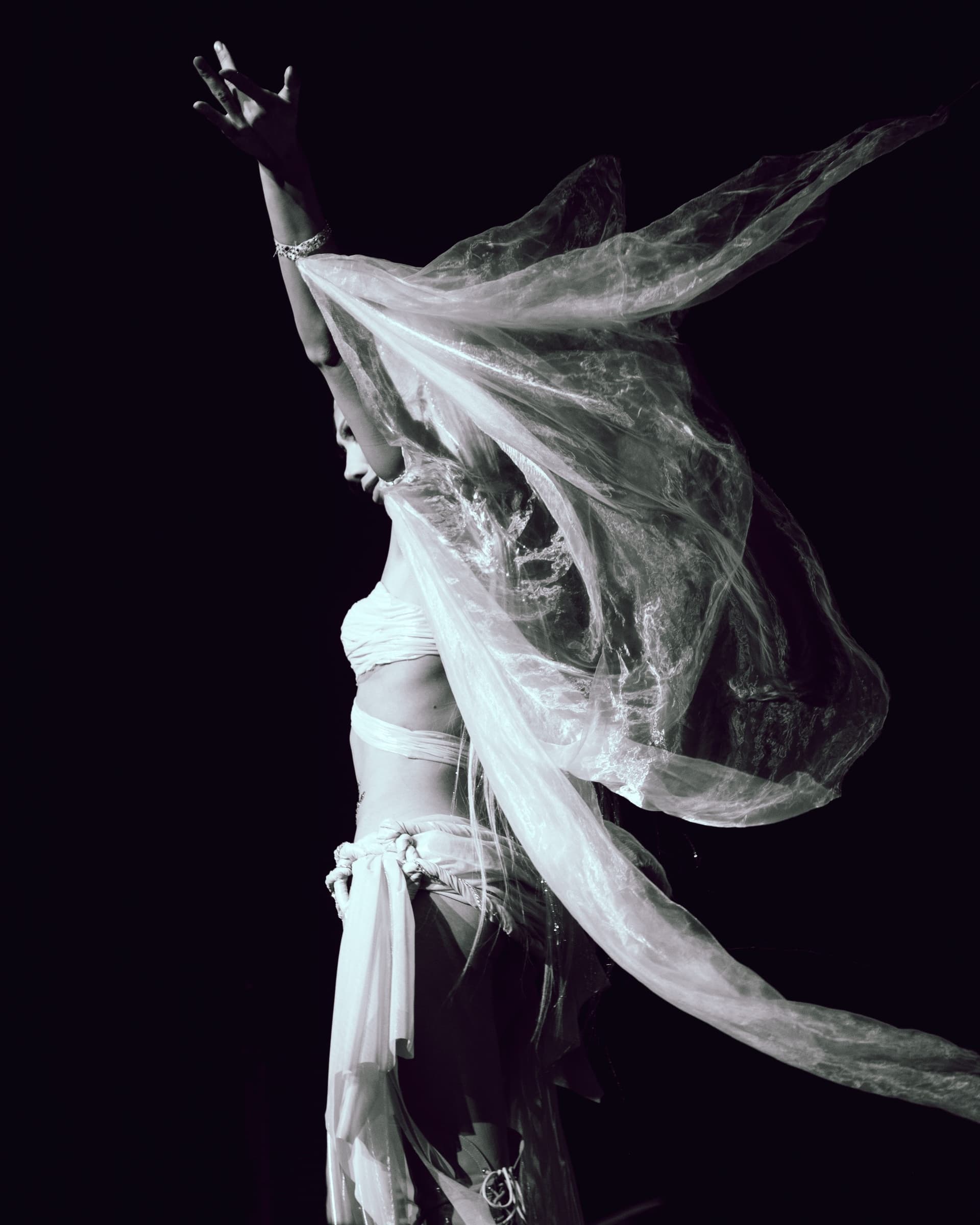 Nymphia Wind & Plastique Tiara On Sisterhood, Serpents & Shedding