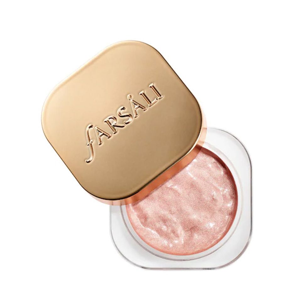 Jelly Makeup Is the Biggest New Makeup Trend of 2019 - Coveteur: Inside ...