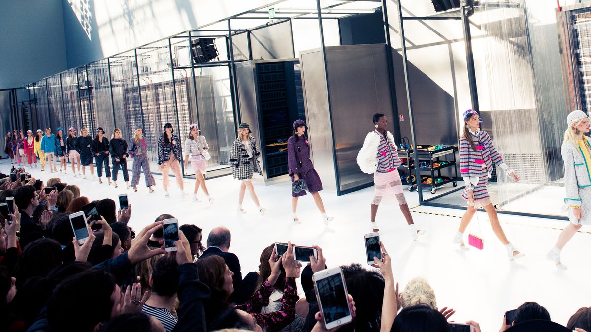 Inside Chanel's Spring 2017 Paris Fashion Week Show - Coveteur: Inside ...